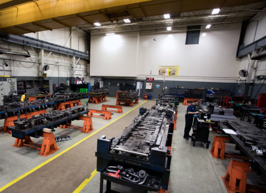 Contact - E&E Manufacturing